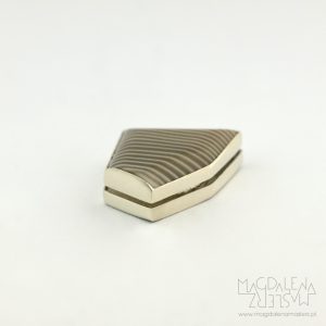 double-sided magnet brooch – Magdalena Maslerz